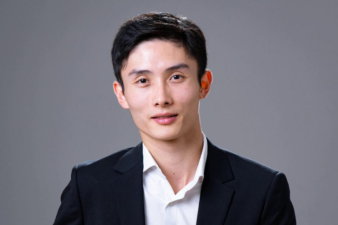 Hành trình của một nghệ sĩ múa Shen Yun: Thoát khỏi bức hại của ĐCSTQ ...